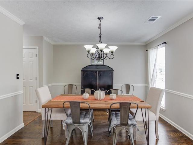 2552 Crofton Court