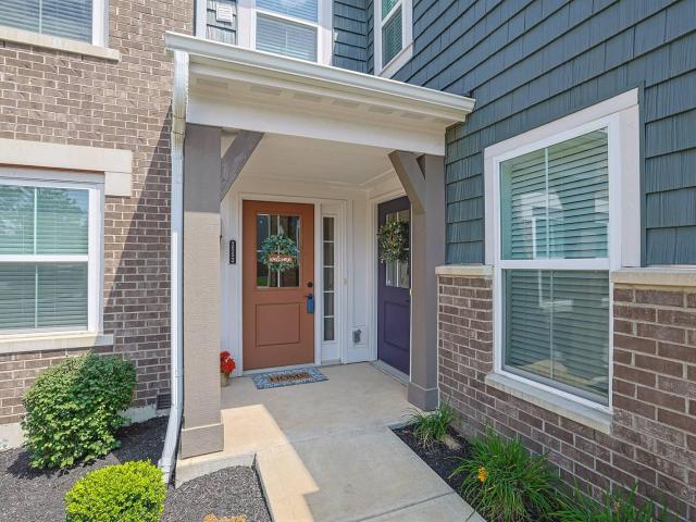 2552 Crosshill Drive