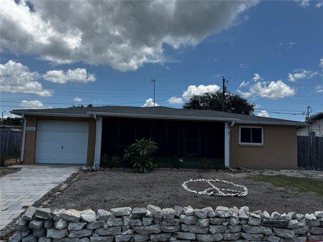 2552 Limewood Dr, Holiday, FL 34690