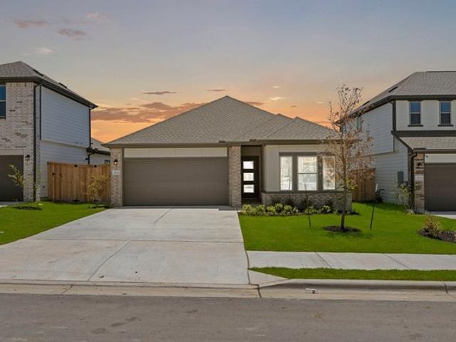 25533 Flora Bella Ln, Elgin, TX 78621