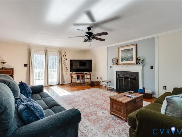 2553 Moon Glow Court