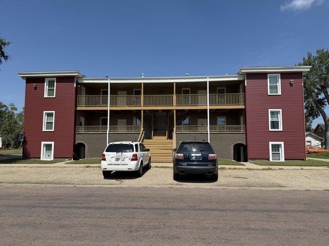 255 2nd St SW, Huron, SD 57350