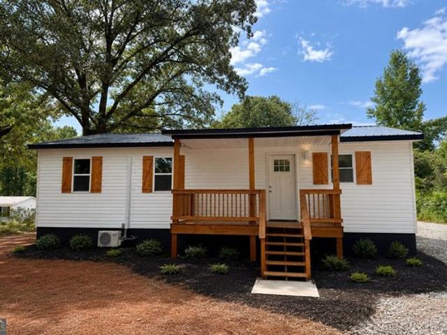 255 Cooksville Rd, Hogansville, GA 30230