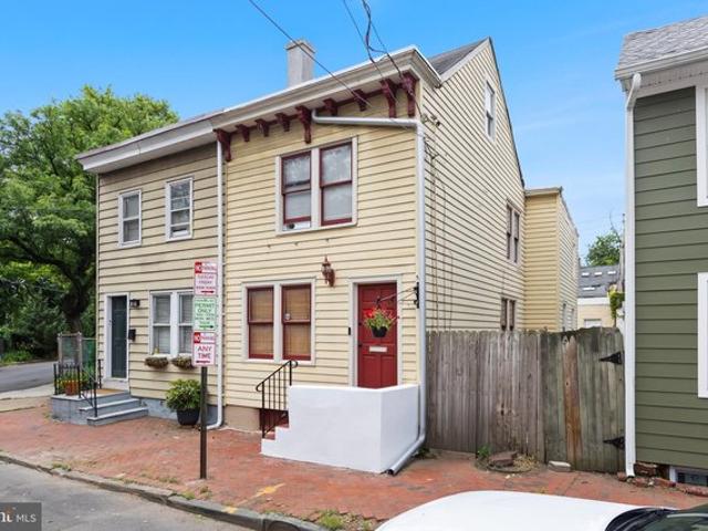 255 Clay St, Trenton, NJ 08611