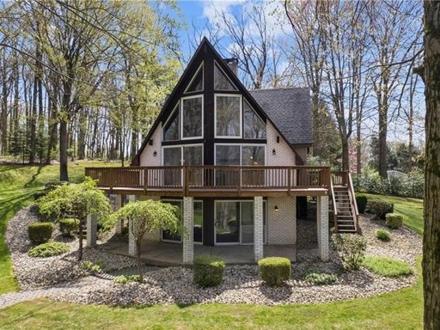 255 Claytonia Rd, Butler, PA 16001