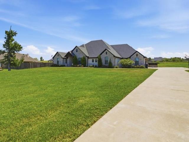 255 Clements Cir, Tatum, TX 75691