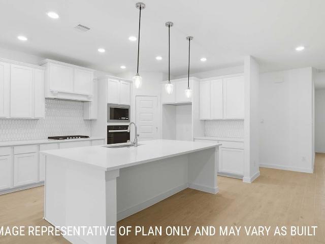 255 Balsam Bend