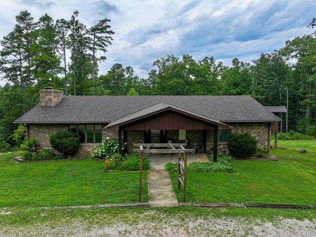 255 Bass Rock Dr, Van Buren, MO 63965
