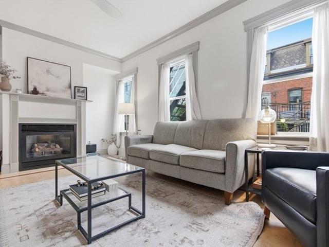 255 Gold St Unit 2, Boston, MA 02127