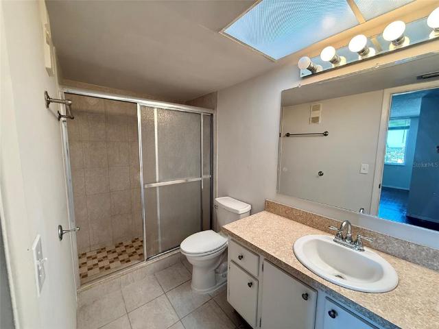 255 Dolphin Point, Unit 710, Clearwater Beach, FL 33767 | MLS #TB8488
