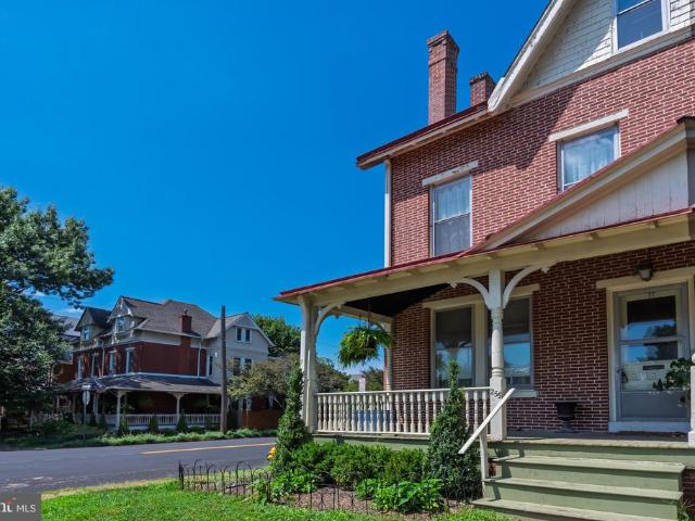 255 Dean Street
