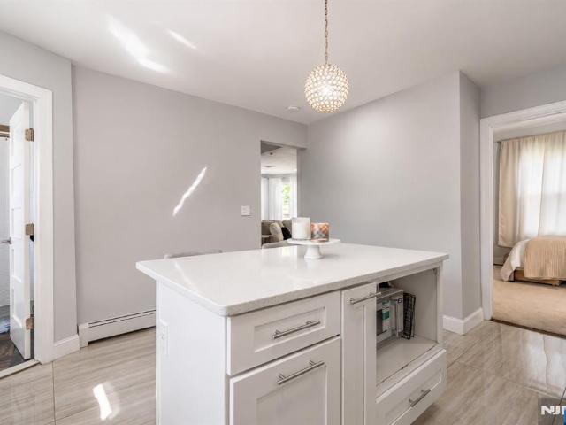 255 E 54th Street