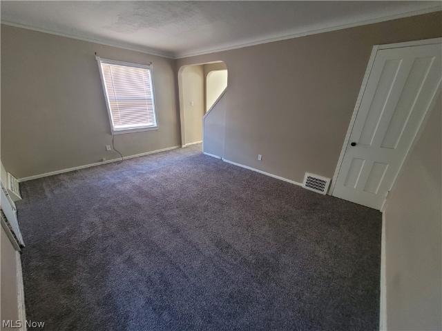 255 E 250th Street