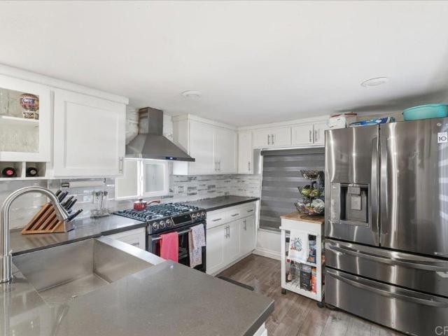 255 E Bradley Avenue 119