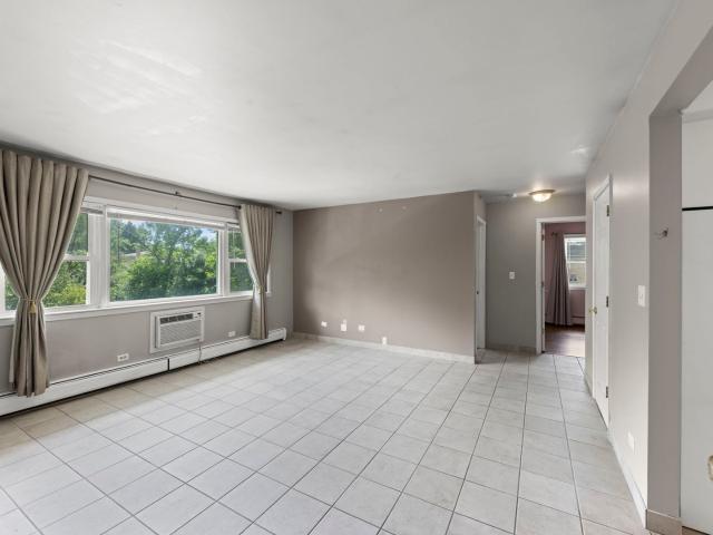 255 E OAK Street # 12