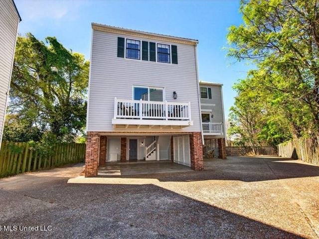 255 E Scenic Dr Apt G, Pass Christian, MS 39571