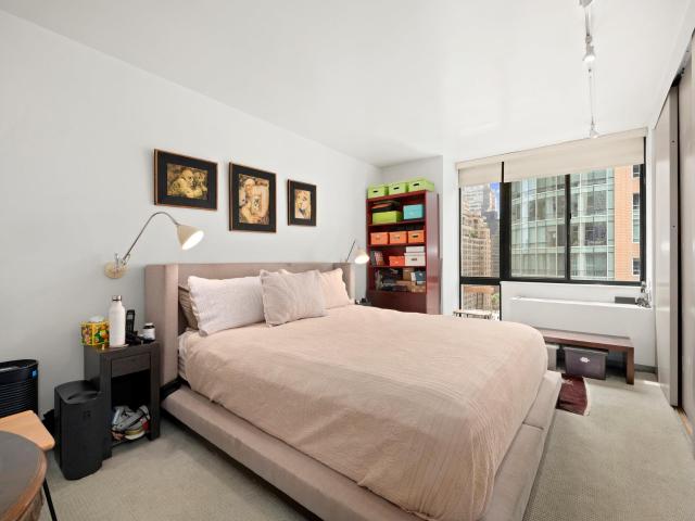 255 East 49th Street, Unit 14D