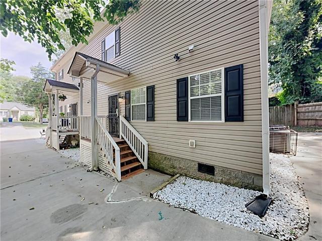 255 Farrington Avenue Unit B