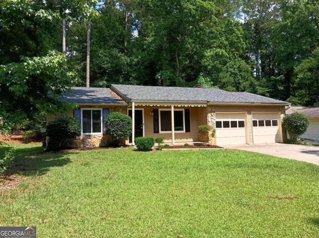 255 Hembree Forest Cir, Roswell, GA 30076