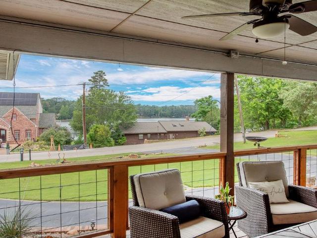 255 Hideaway Lane Central