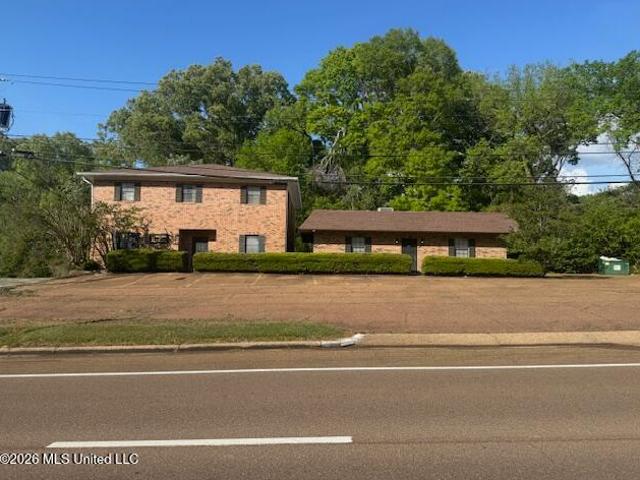 255 Highway 61