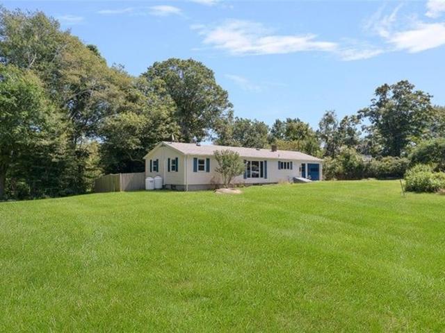255 John Dyer Rd, Little Compton, RI 02837