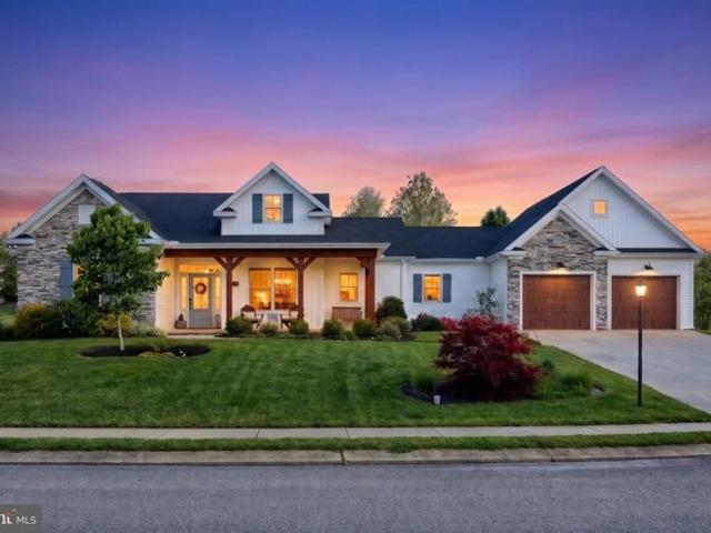 255 Onyx Rd, New Oxford, PA 17350