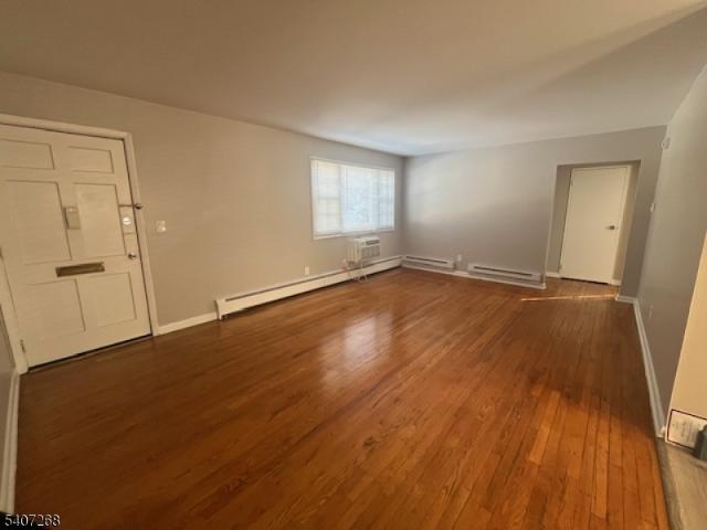 255 Main St