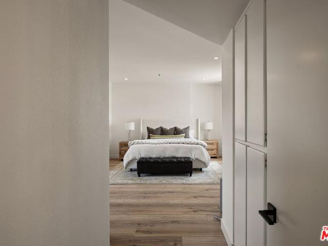 255 Main Street 101