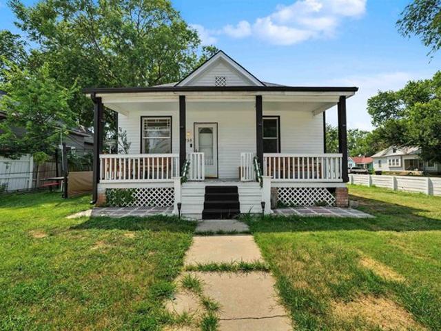 255 N 13th St, Salina, KS 67401