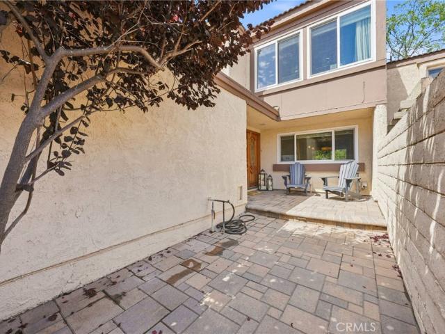 255 S Vista Del Monte