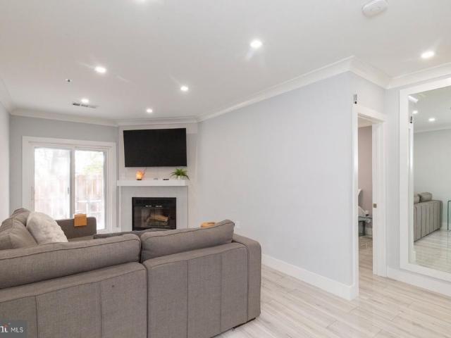 255 S Pickett Street S # 101