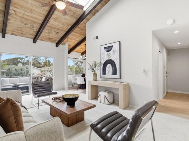 255 S Rengstorff Ave Apt 2, Mountain View, CA 94040