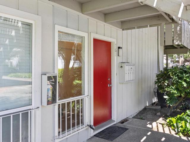 255 S Rengstorff Avenue 161
