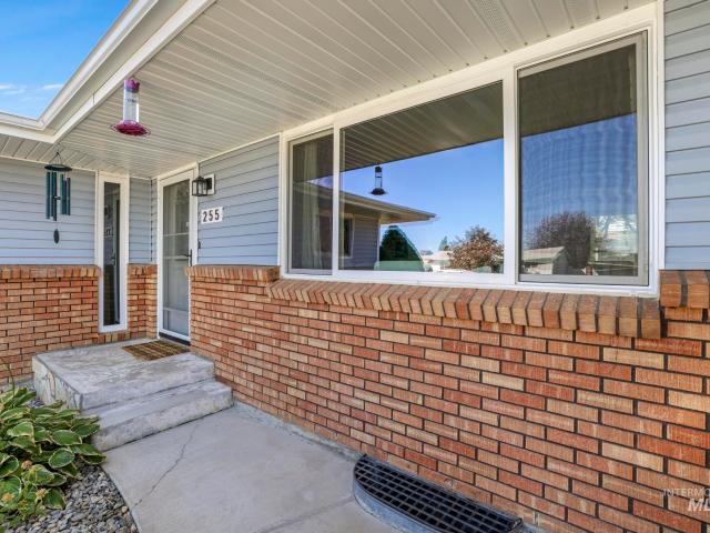 255 Sage St