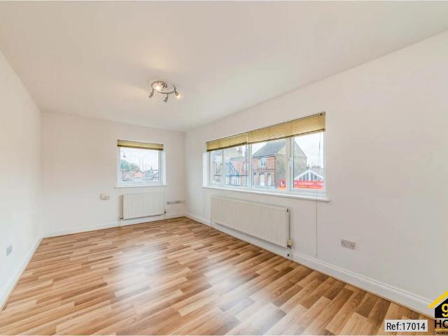 255 St. Albans Road, Watford, Hertfordshire WD24, 1 bed flat to rent, £1,300 pcm | PrimeLocation