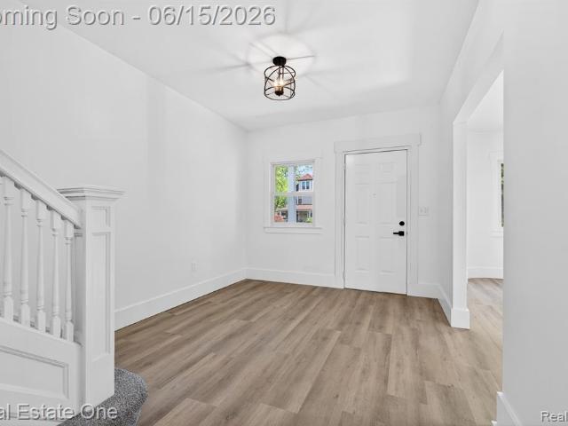 255 Poplar Street