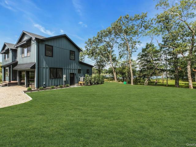 255 Peconic Bay Boulevard