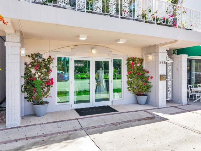 255 Royal Poinciana Way, Palm Beach, FL