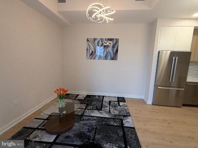255 W Falls Station Boulevard # 1006