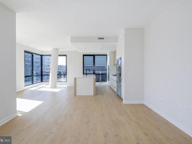 255 W. Falls Station Boulevard # 201