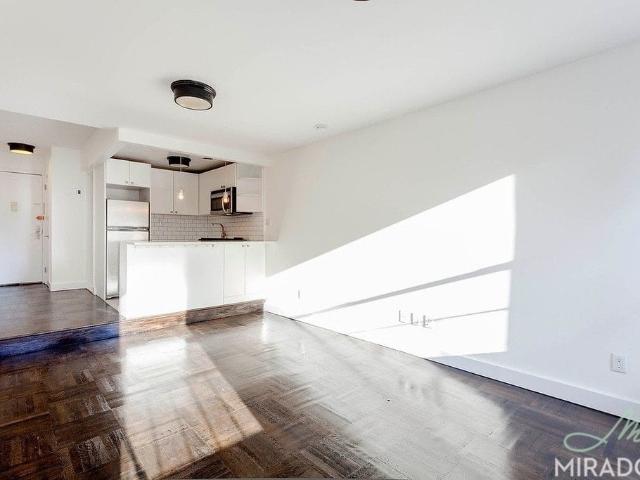 255 West 14th Street, New York, NY