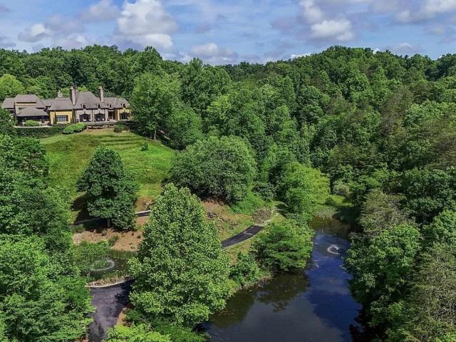 255 Villa Segrata North Ridge Rd