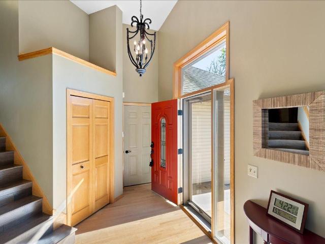 25647 Gustavus Court