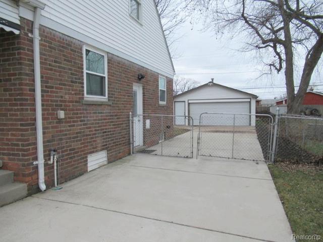 25645 Waldorf Street