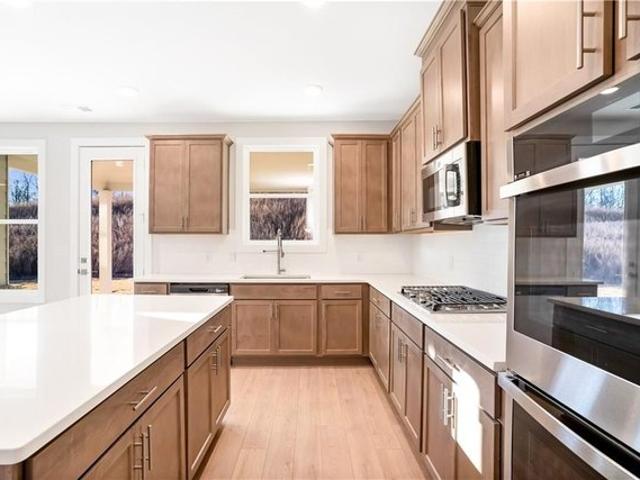 2564 Parkside Homesite Way # 12, Gainesville, GA 30507