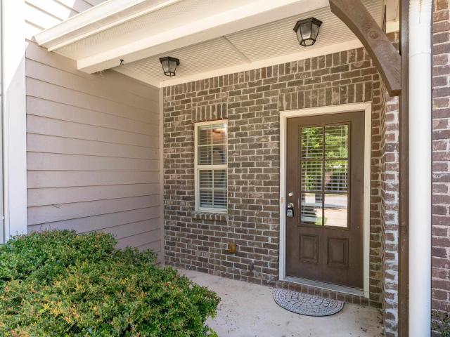 2564 Ridgemont Drive