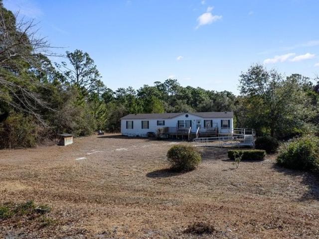 2564 River Rd SE, Winnabow, NC 28479