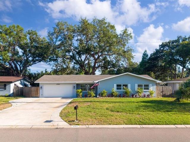 2564 Roberta St, Largo, FL 33771