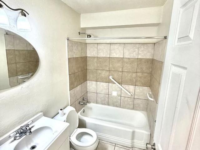 2564 S. 700 E. 2 Bedroom Apartment for Rent at 2564 S 700 E, Salt Lake City, UT 84106 Sugar House